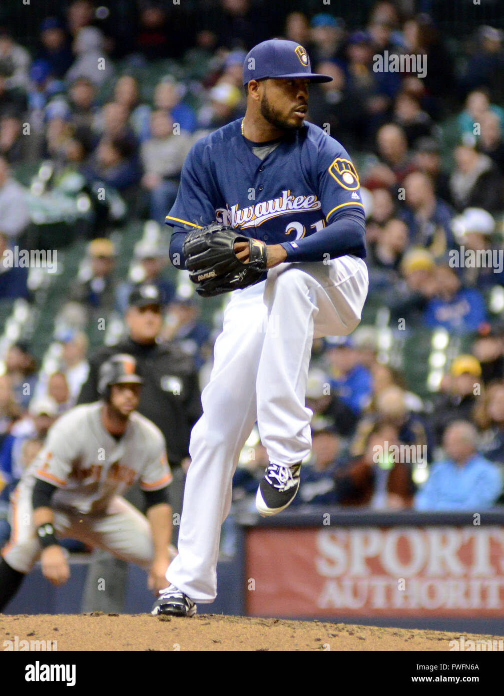 Milwaukee, WI, USA. 05th Apr, 2016. Milwaukee Brewers relief pitcher ...