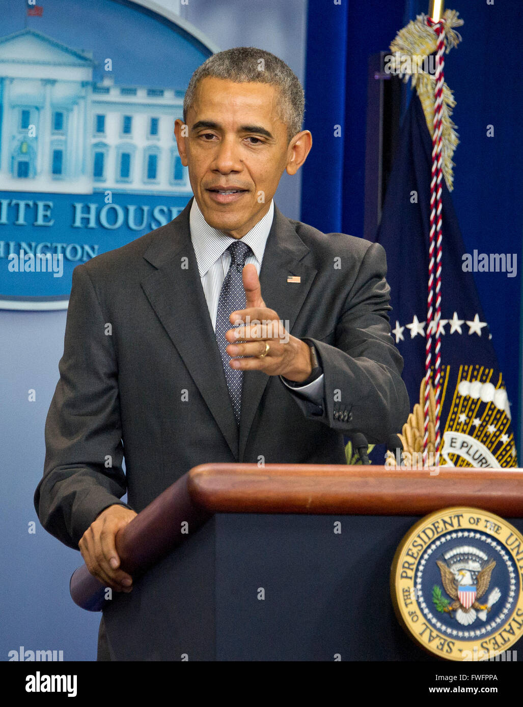 United States President Barack Obama makes a statement on the economy ...