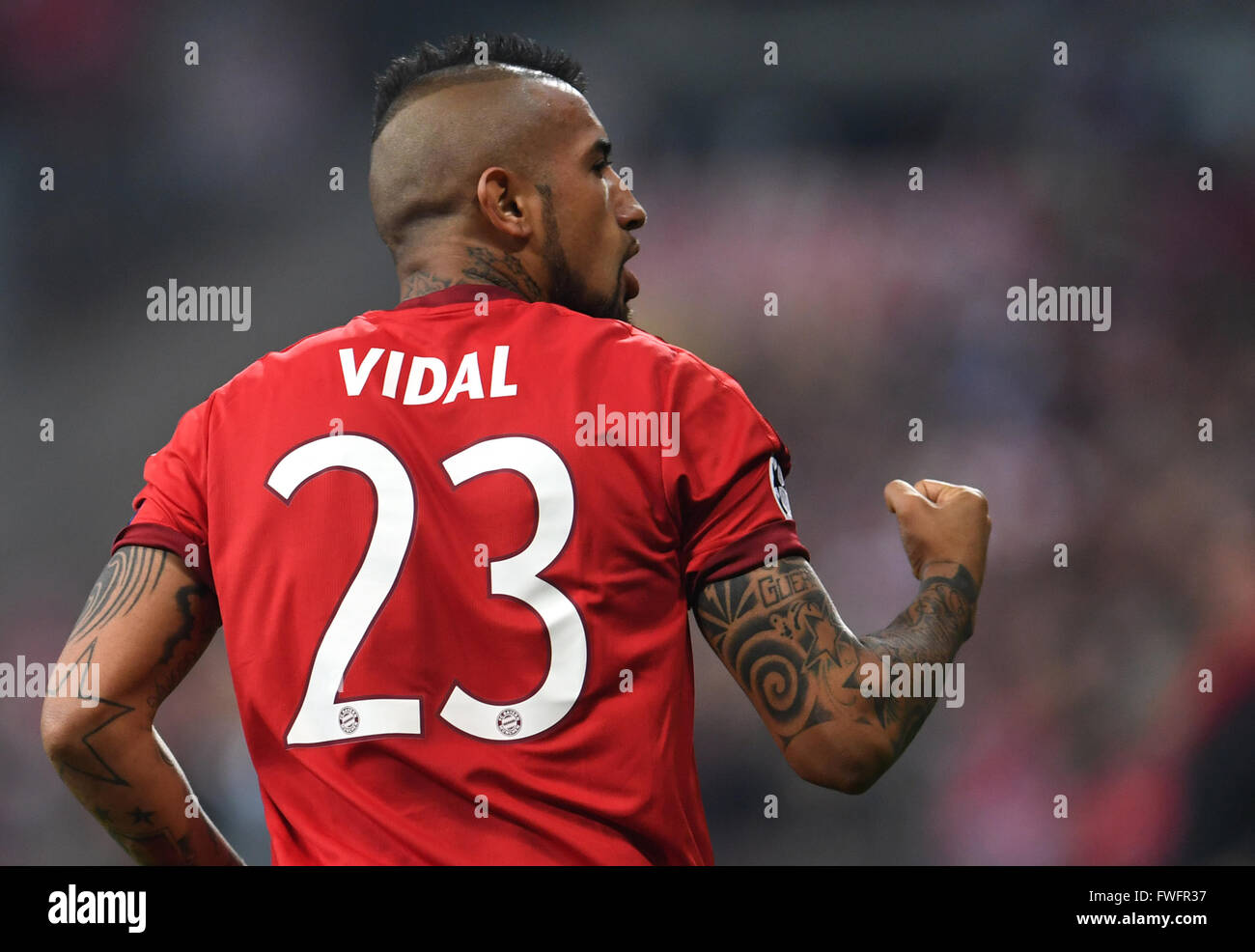 Munich's Arturo Vidal in action during the Champions League quarter ...
