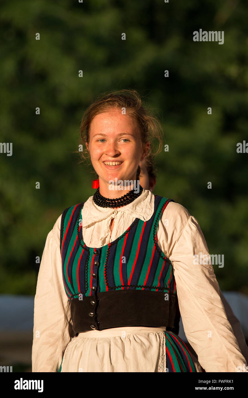 Hungarian folk dancer Stock Photo - Alamy
