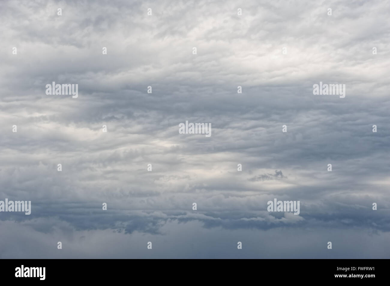 heavy overcast clouds Stock Photo - Alamy