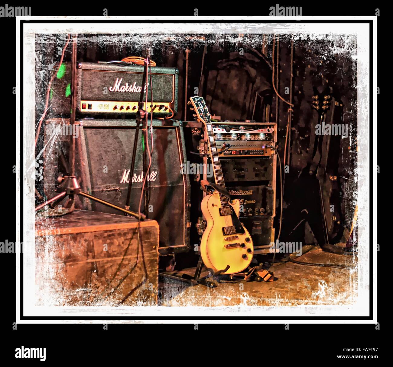 Musical instruments collage hi-res stock photography and images - Alamy