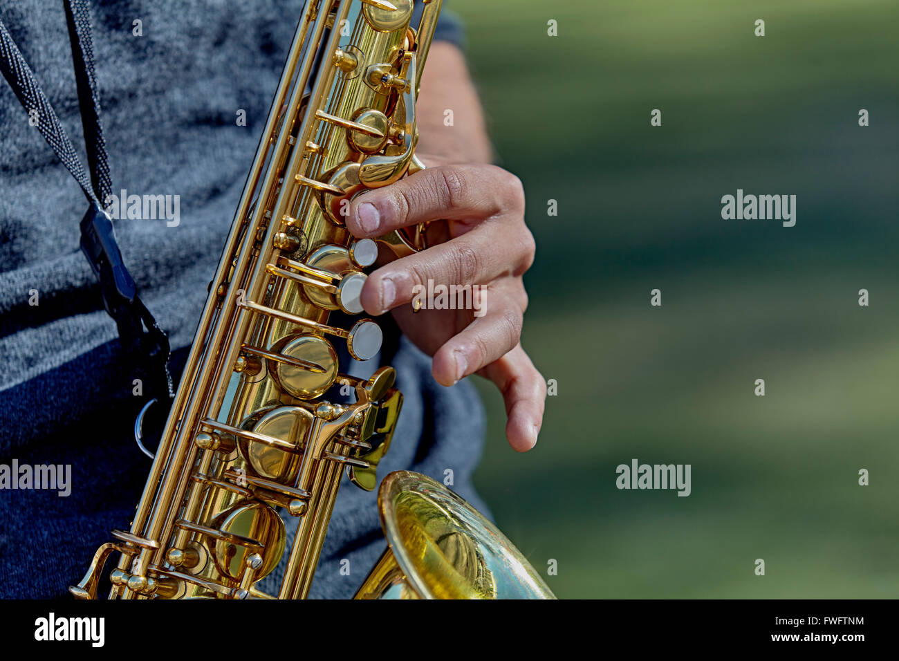 Saxophone hands hi-res stock photography and images - Alamy