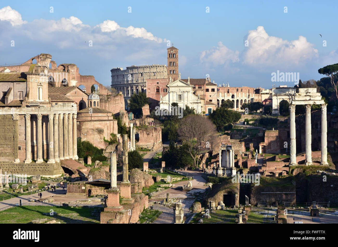 Ancient roman monuments hi-res stock photography and images - Alamy