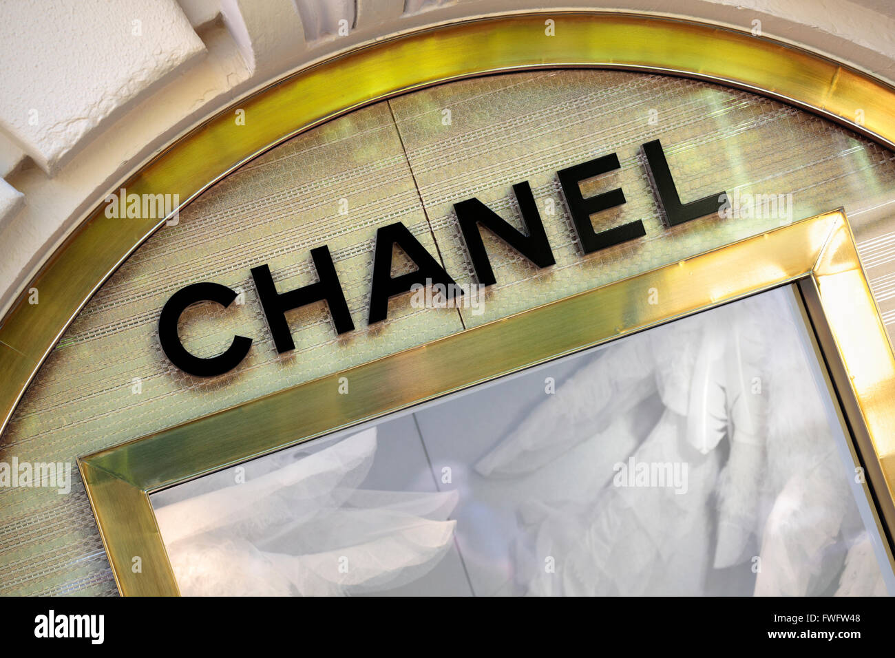 Chanel store sign hi-res stock photography and images - Alamy