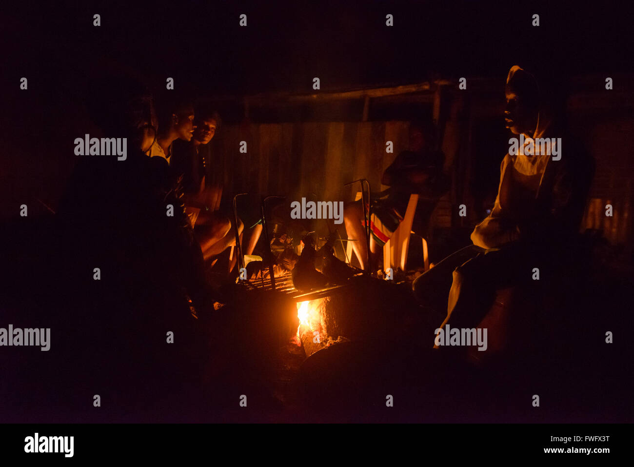 Rainforest people hi-res stock photography and images - Alamy
