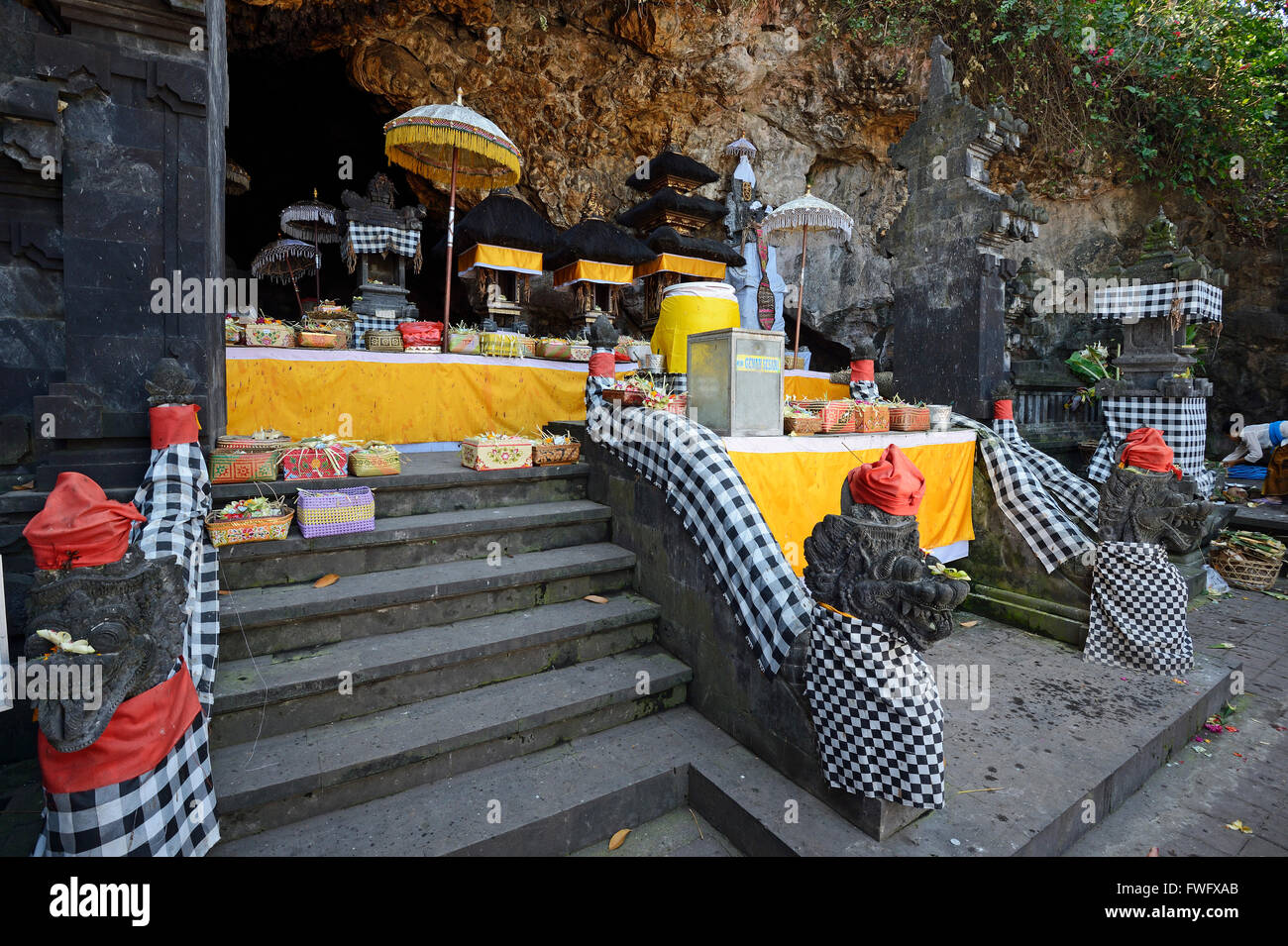 altar, bat temple Goa Lawah, Bali, Indonesia Stock Photo - Alamy