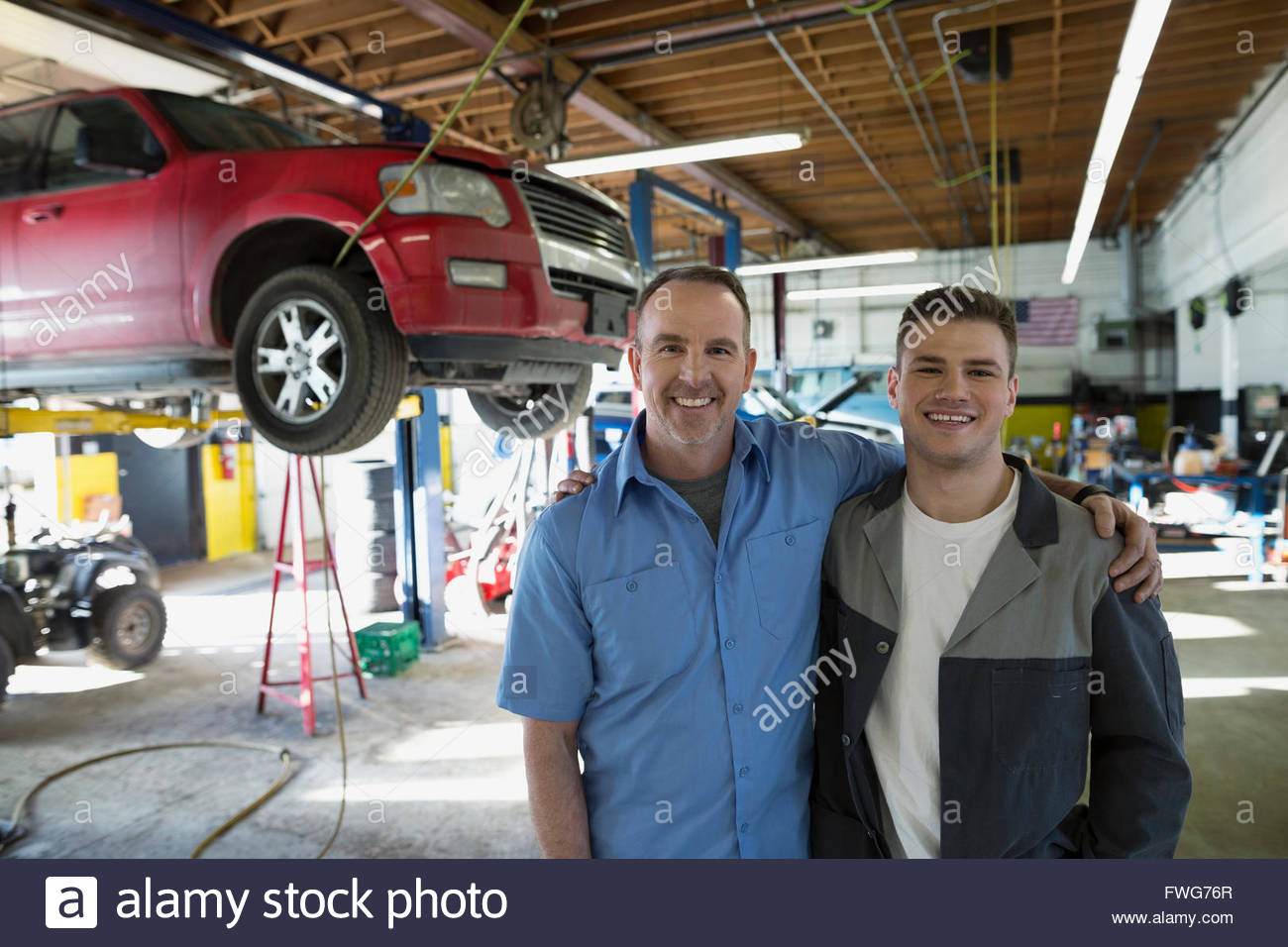 Father son working on car hi-res stock photography and images - Alamy