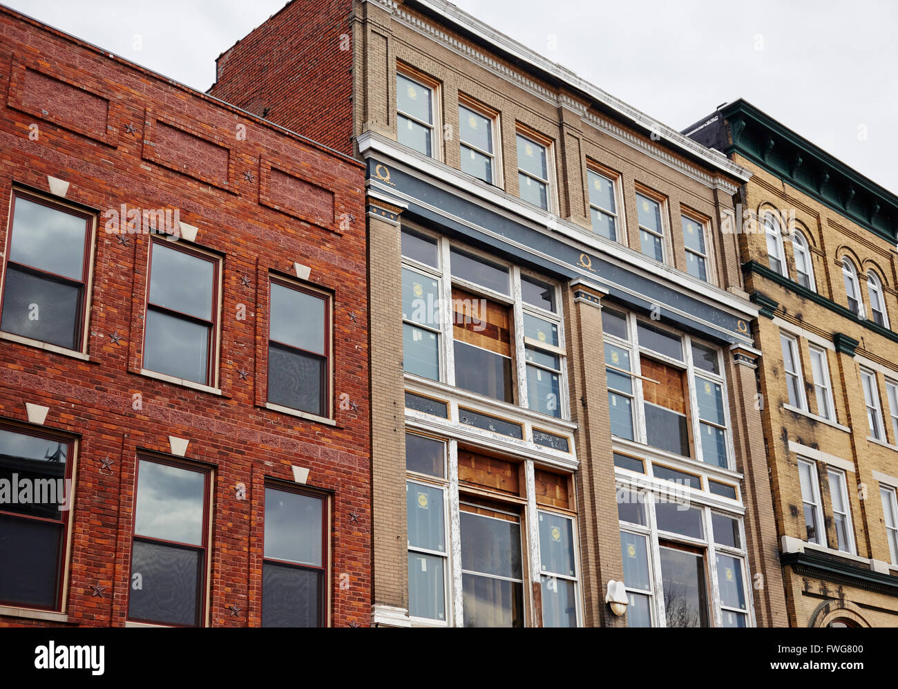 Downtown brick buildings hi-res stock photography and images - Alamy