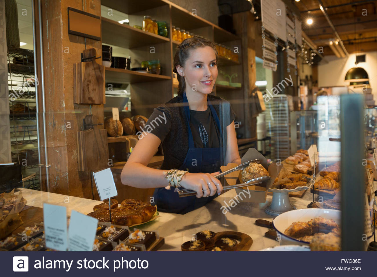 Serving counter hi-res stock photography and images - Alamy