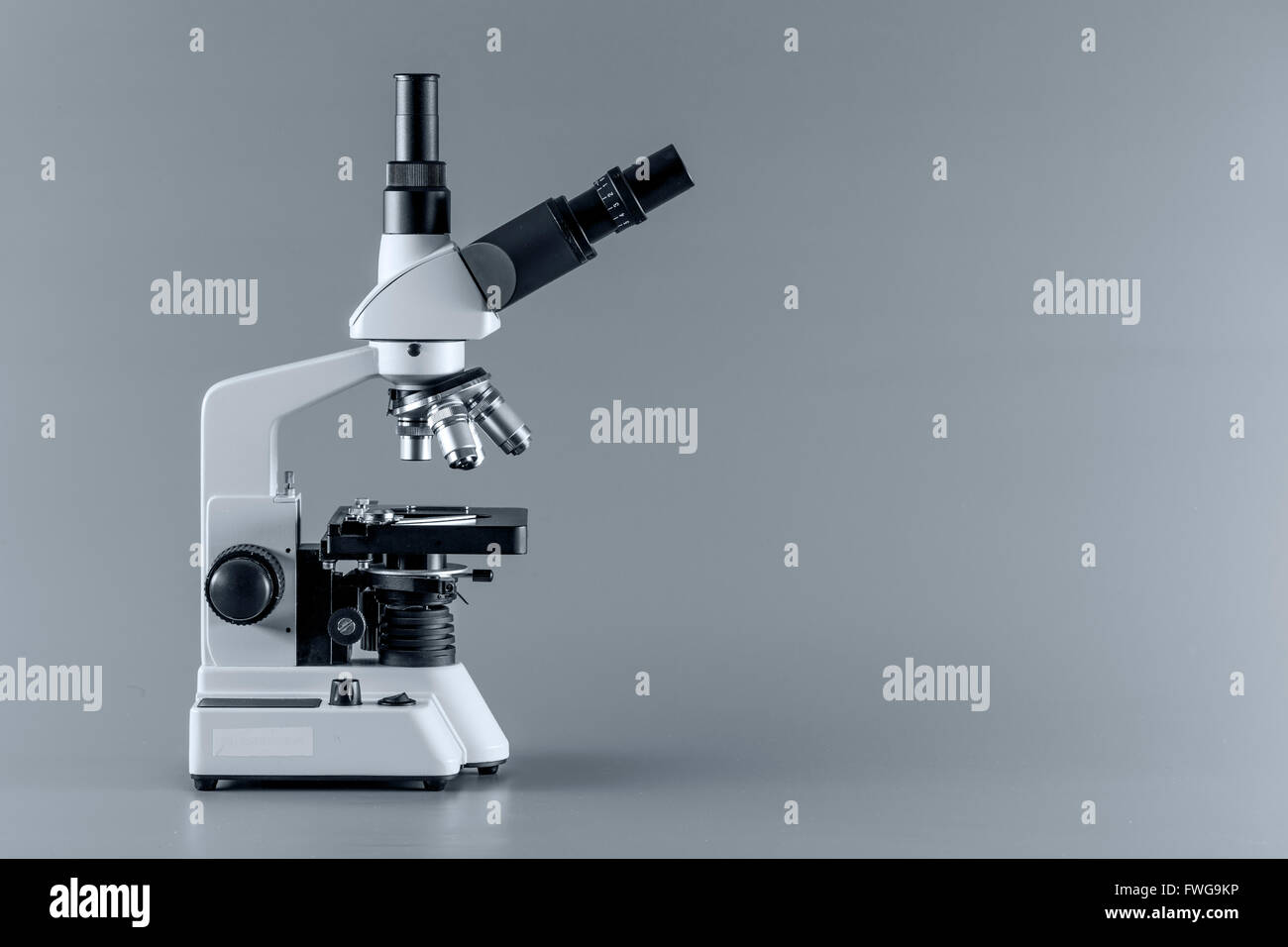 Trinocular microscope hi-res stock photography and images - Alamy