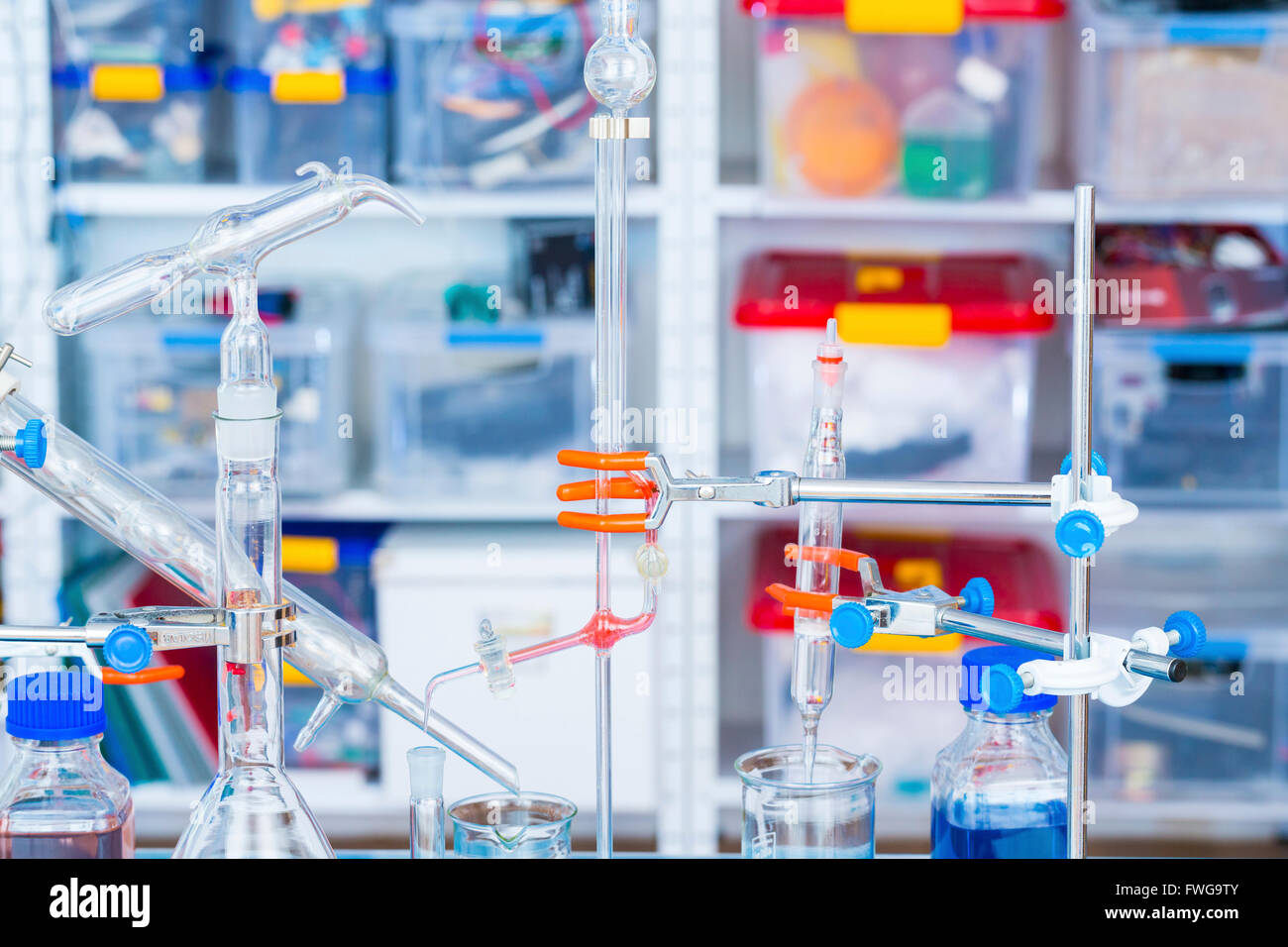 Chemical equipment in the laboratory Stock Photo - Alamy