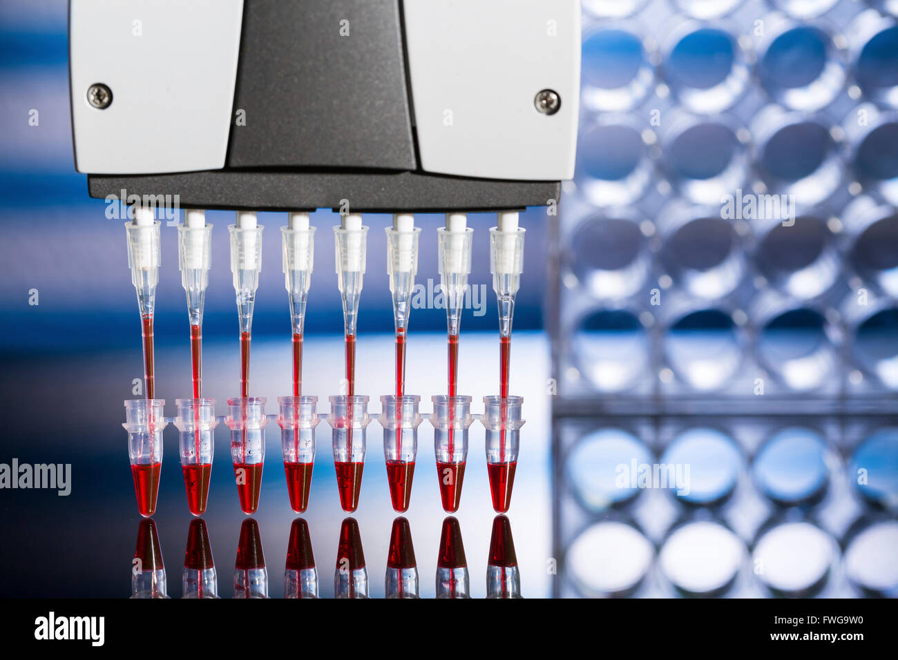 Multipipette hi-res stock photography and images - Alamy