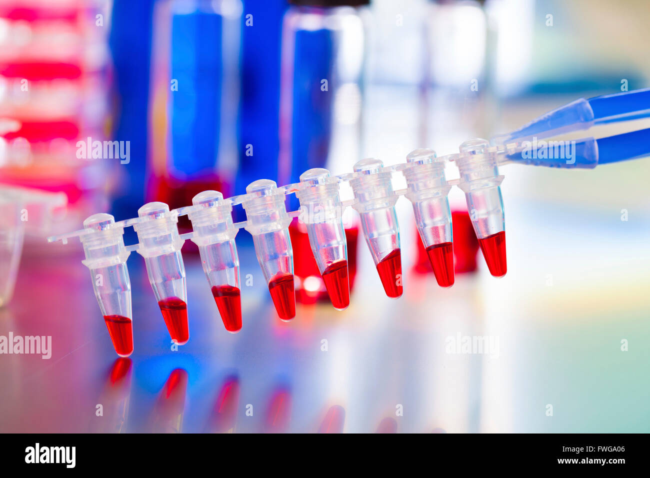 Microtubes hi-res stock photography and images - Alamy