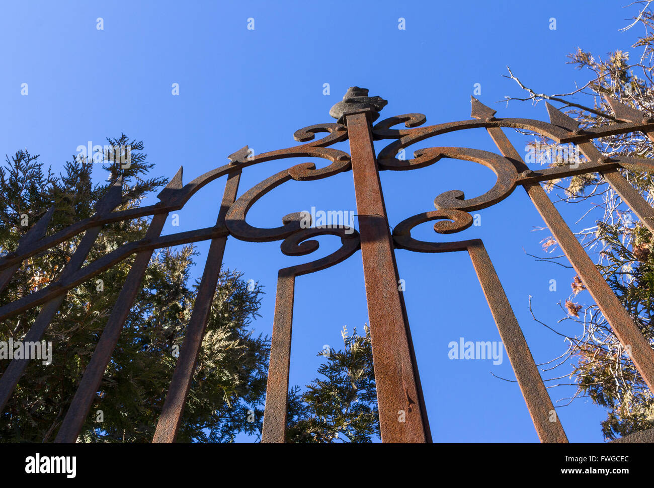 Old rusty wrought iron fence hi-res stock photography and images - Alamy