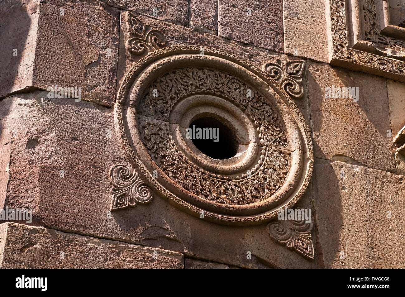 Ornamented window of the Makaravank monastery, Armenia Stock Photo - Alamy