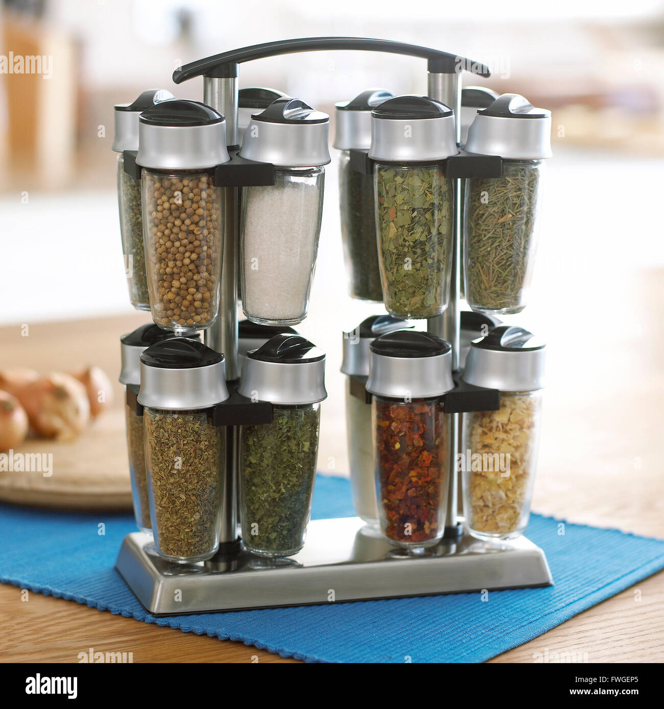 Spice rack hi-res stock photography and images - Alamy