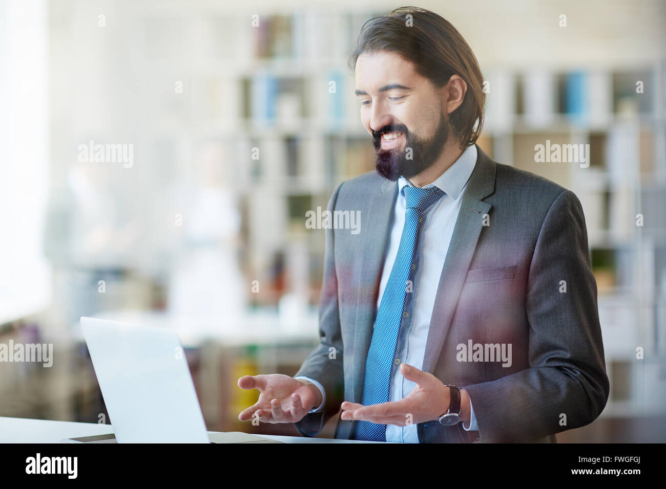 Reviewing data professional man hi-res stock photography and images - Alamy
