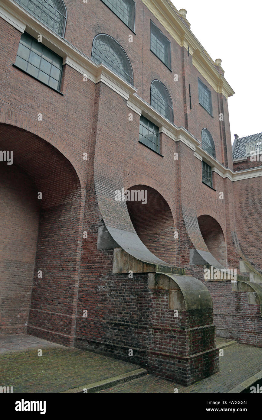 External view of the brick buttresses on the Portuguese Synagogue ...