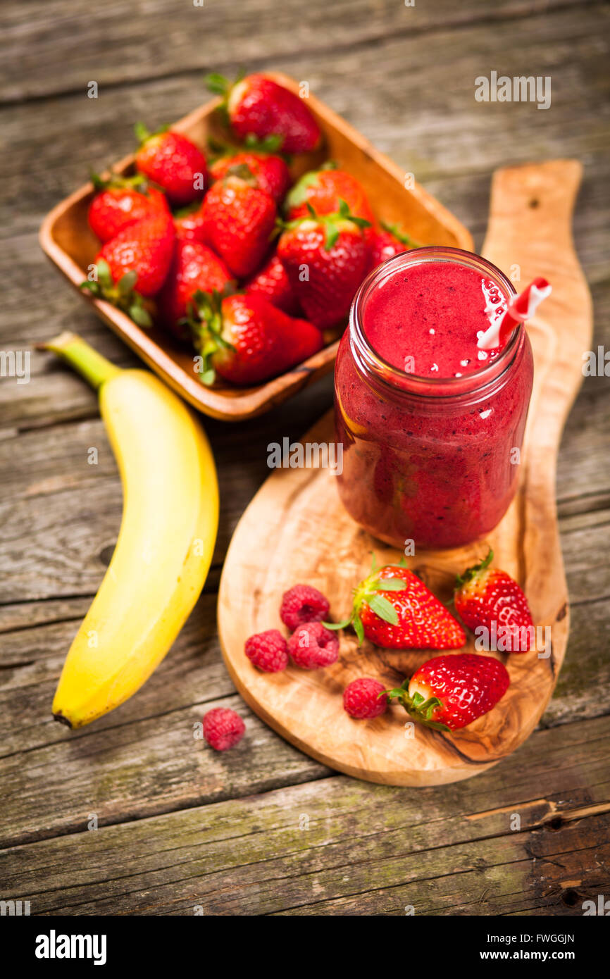Fresh berry smoothie Stock Photo - Alamy