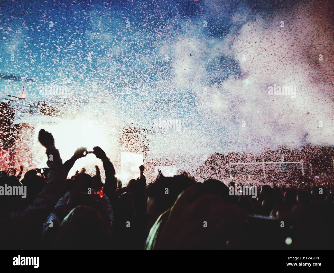 Confetti Crowd Stock Photos & Confetti Crowd Stock Images - Alamy