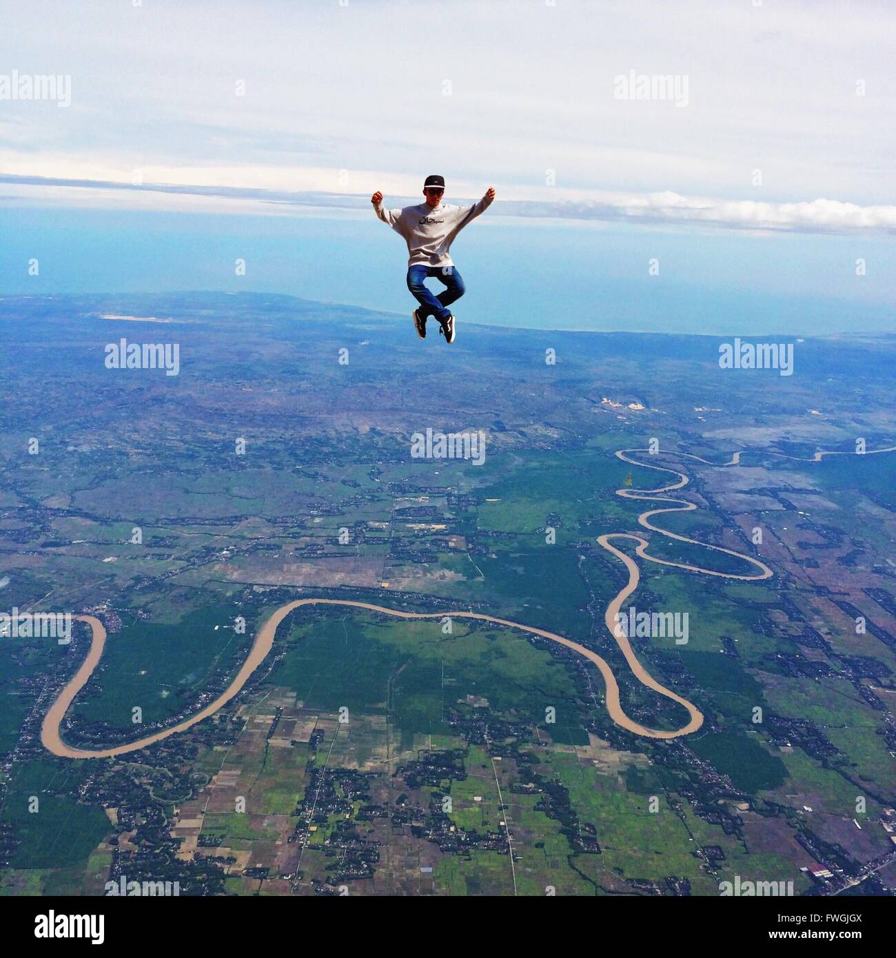 Man in landscape hi-res stock photography and images - Alamy