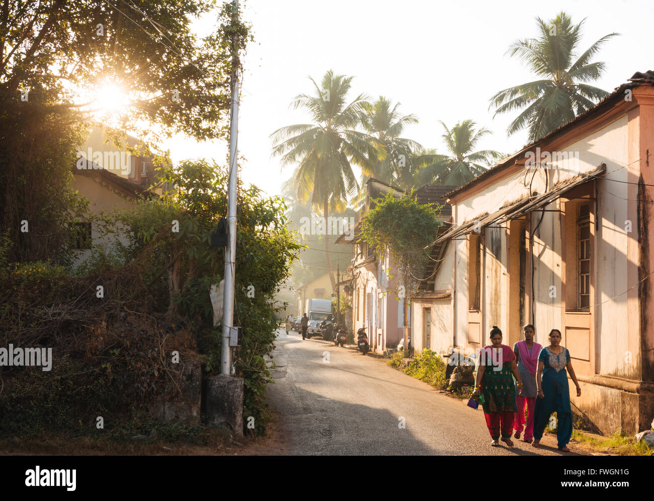Street scene goa india hi-res stock photography and images - Alamy