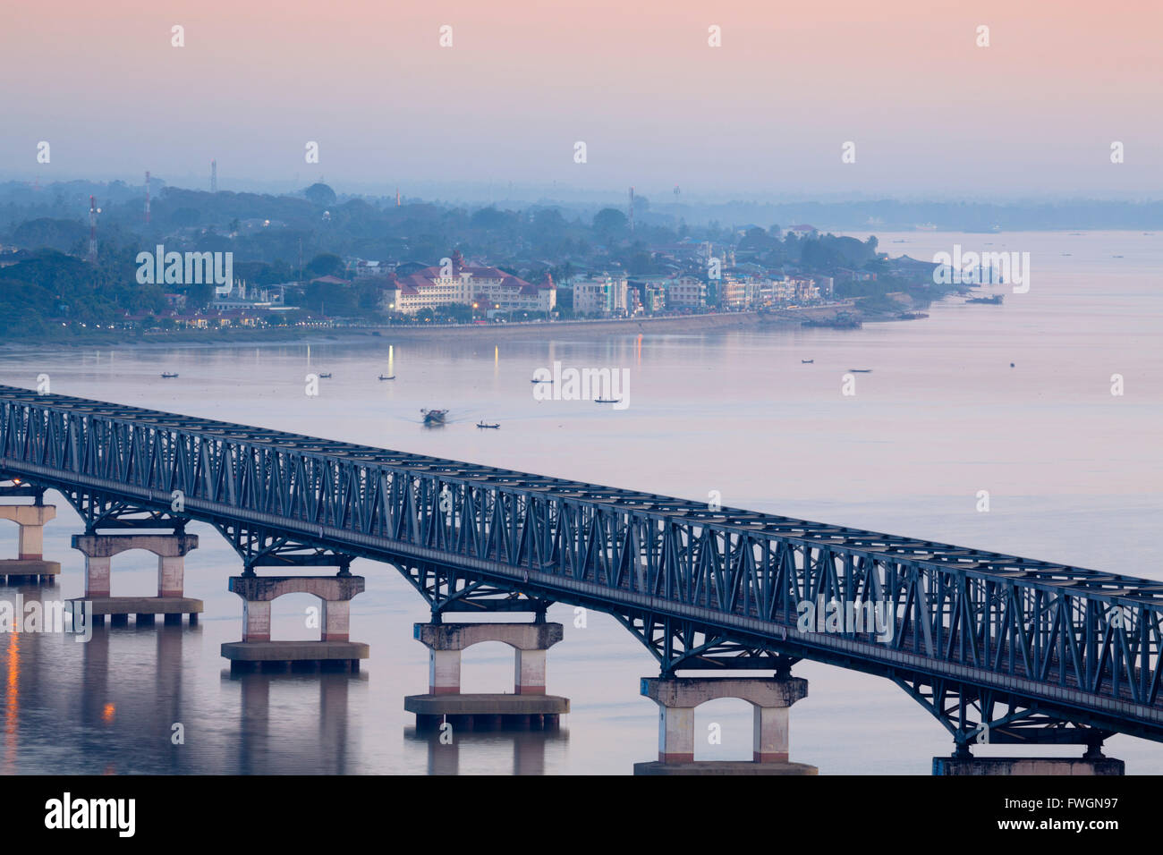 Thanlwin bridge hi-res stock photography and images - Alamy