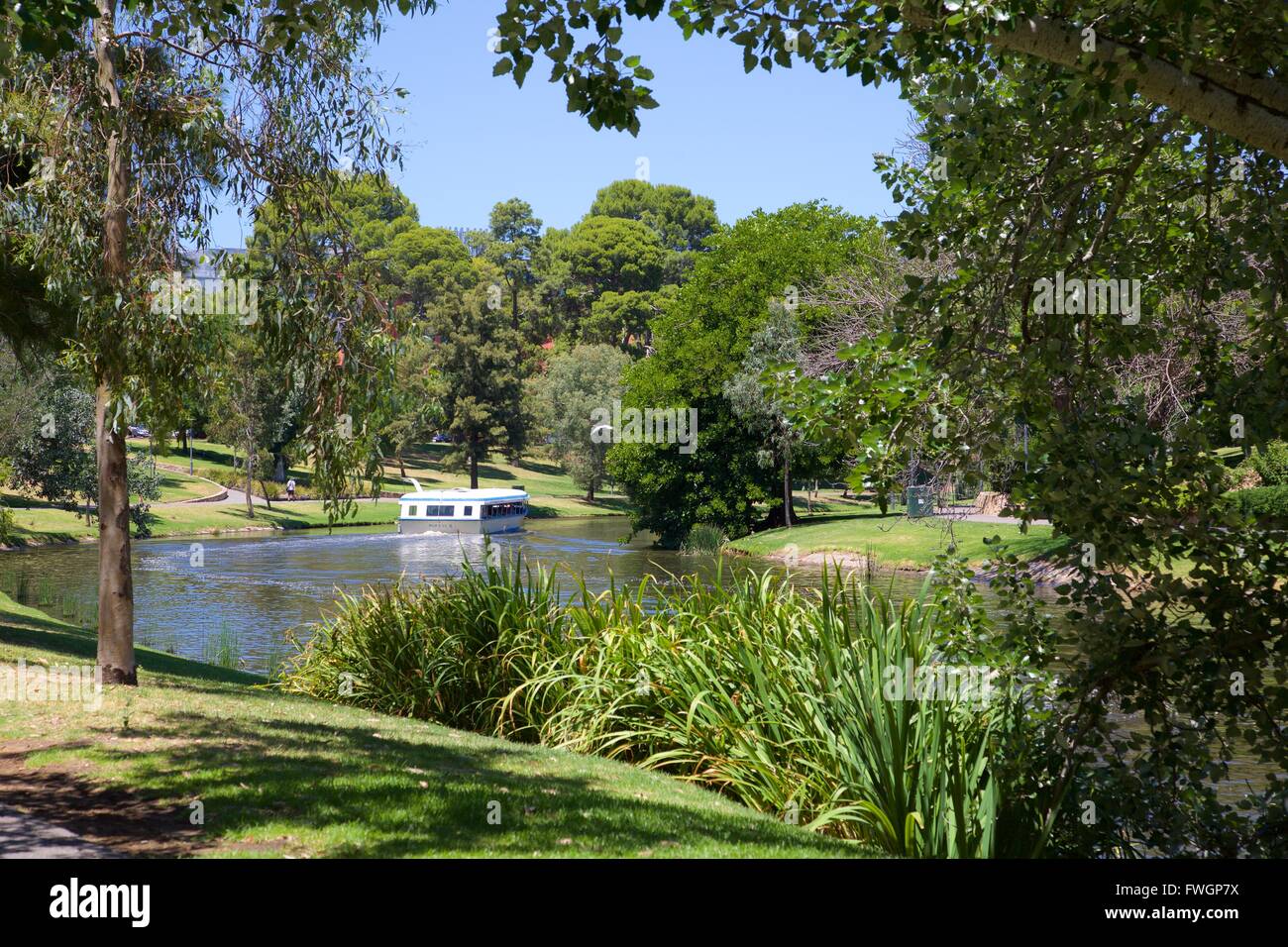 River Torrens and 'Popeye' boat, Adelaide, South Australia, Oceania ...