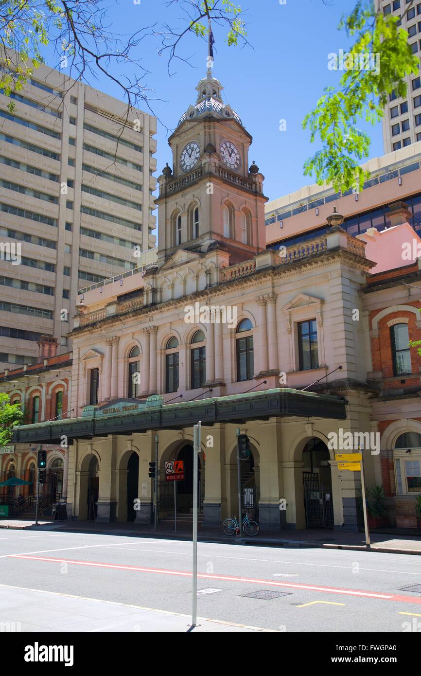Brisbane central railway station hi-res stock photography and images ...