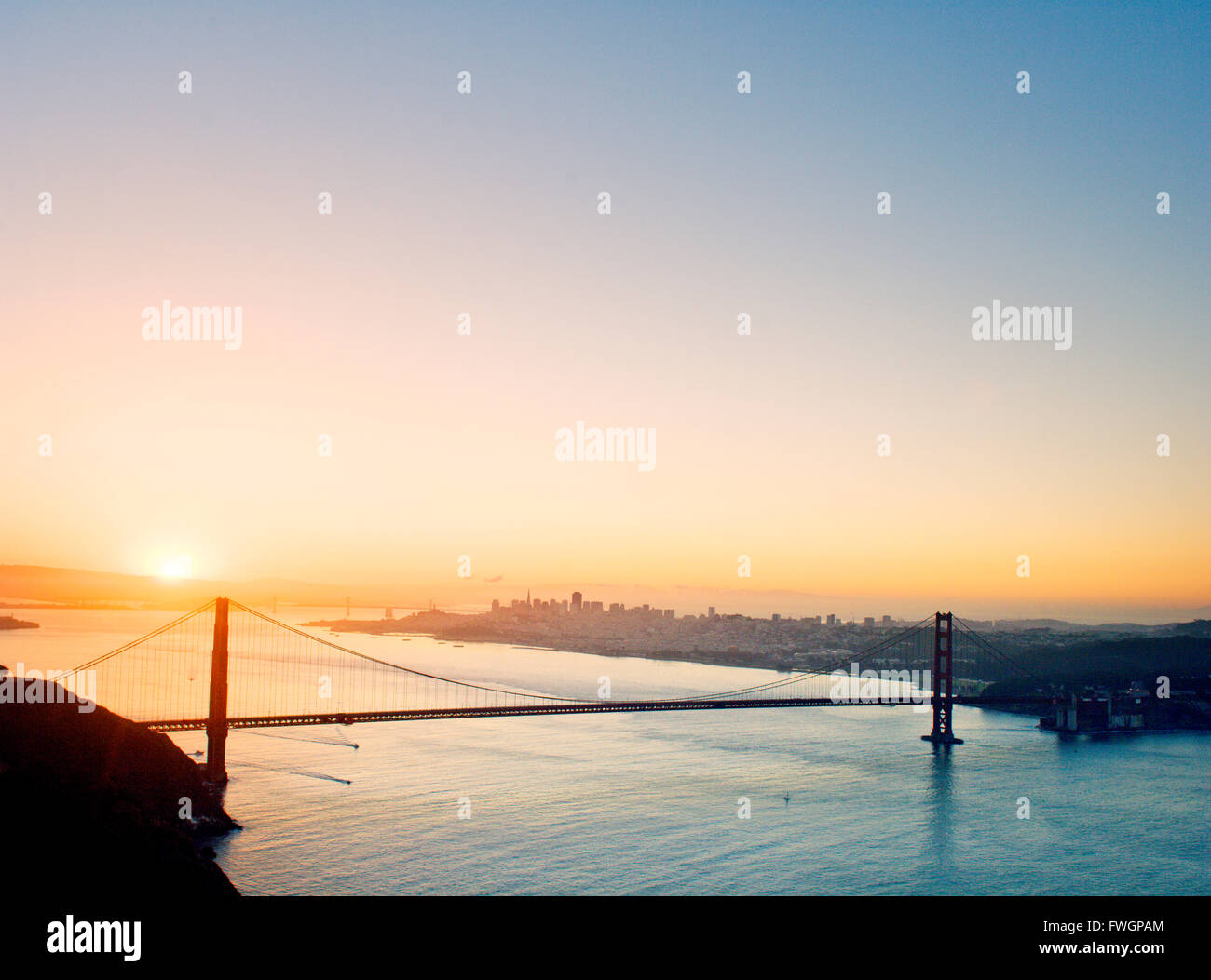 Golden Gate Bridge and San Francisco at dawn, California, United States ...