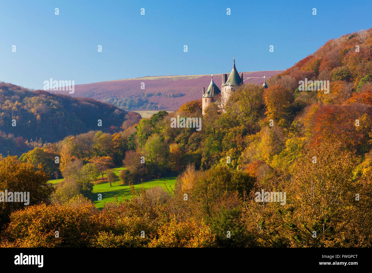 Castell coch hi-res stock photography and images - Alamy
