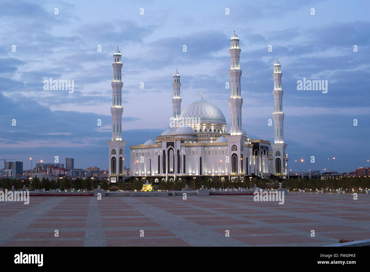 Hazrat sultan mosque kazakhstan hi-res stock photography and images - Alamy