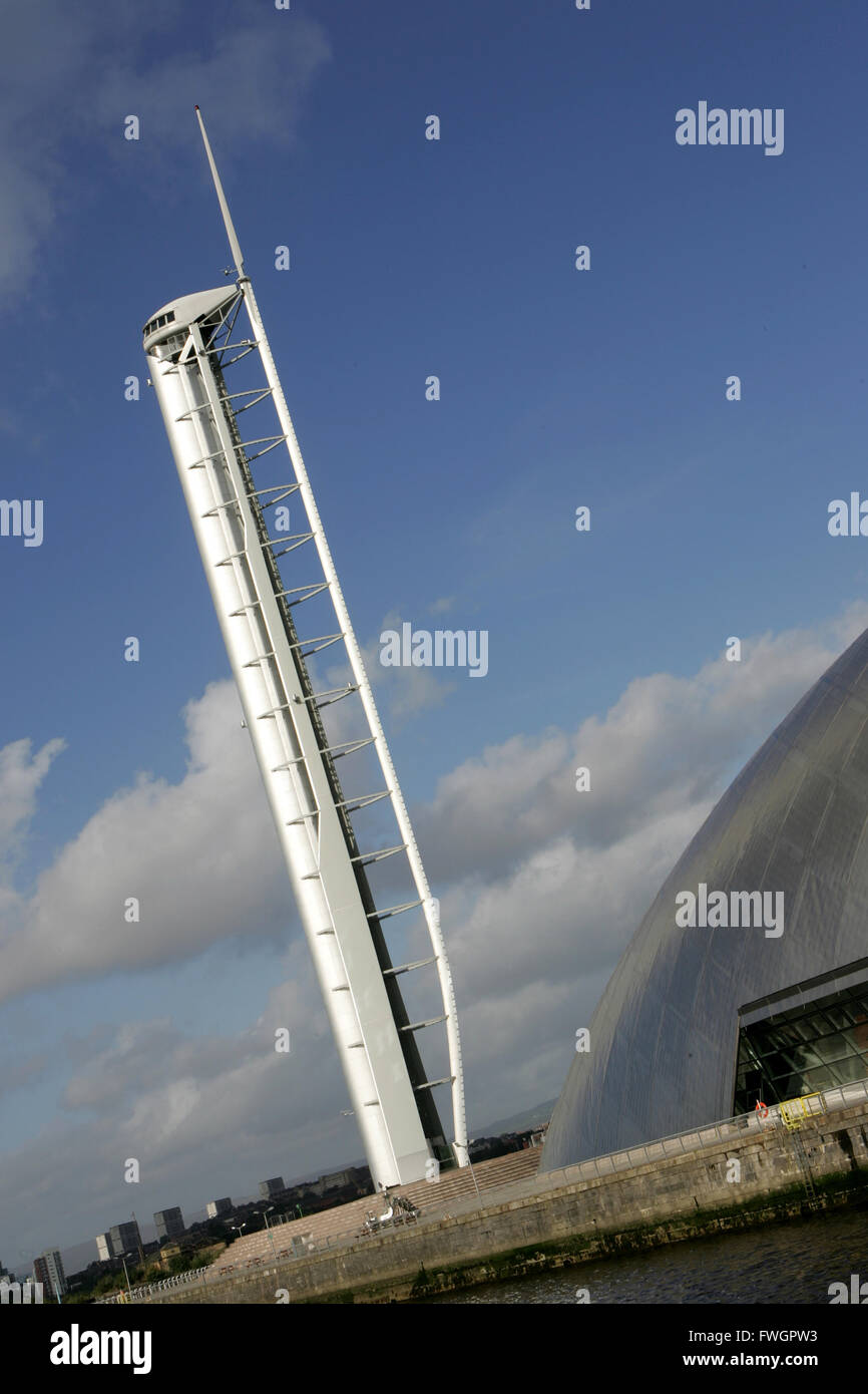 Center tower hi-res stock photography and images - Alamy