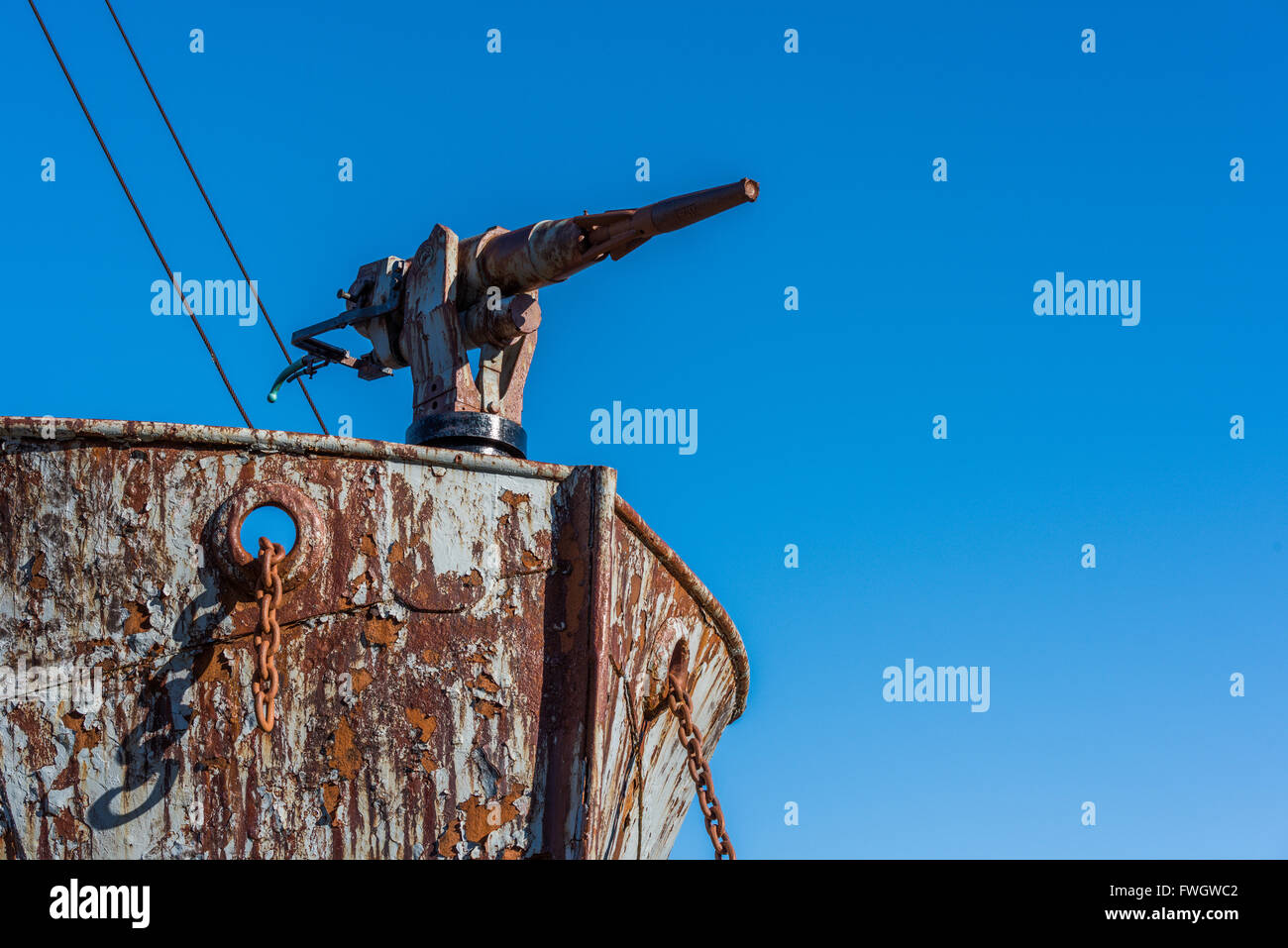 Close-up of harpoon gun on whaler bows Stock Photo - Alamy