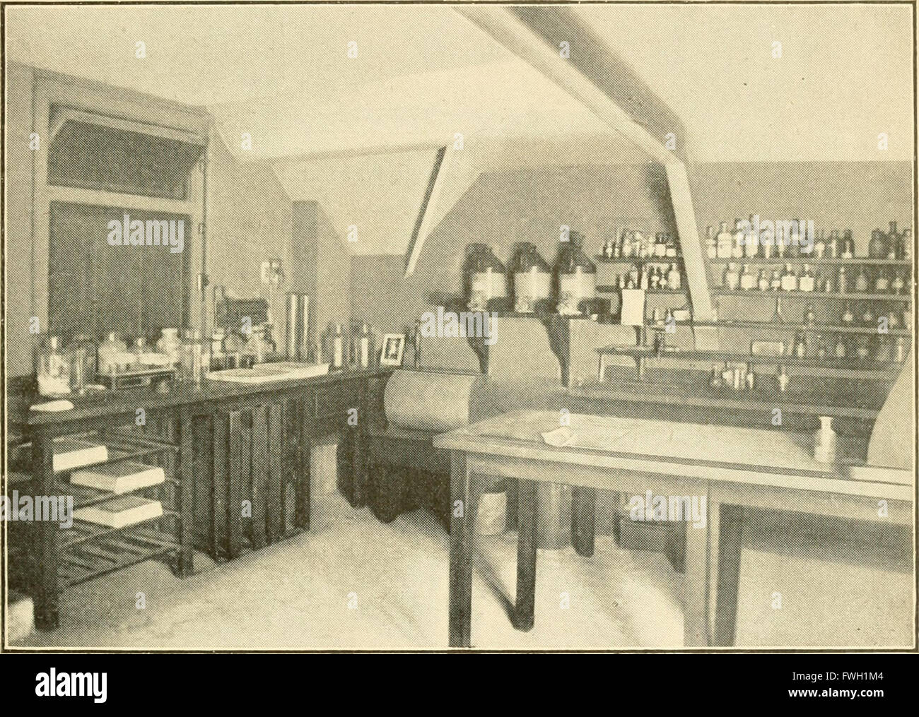 'The Book of Photography' (1905) covers both the theoretical and ...