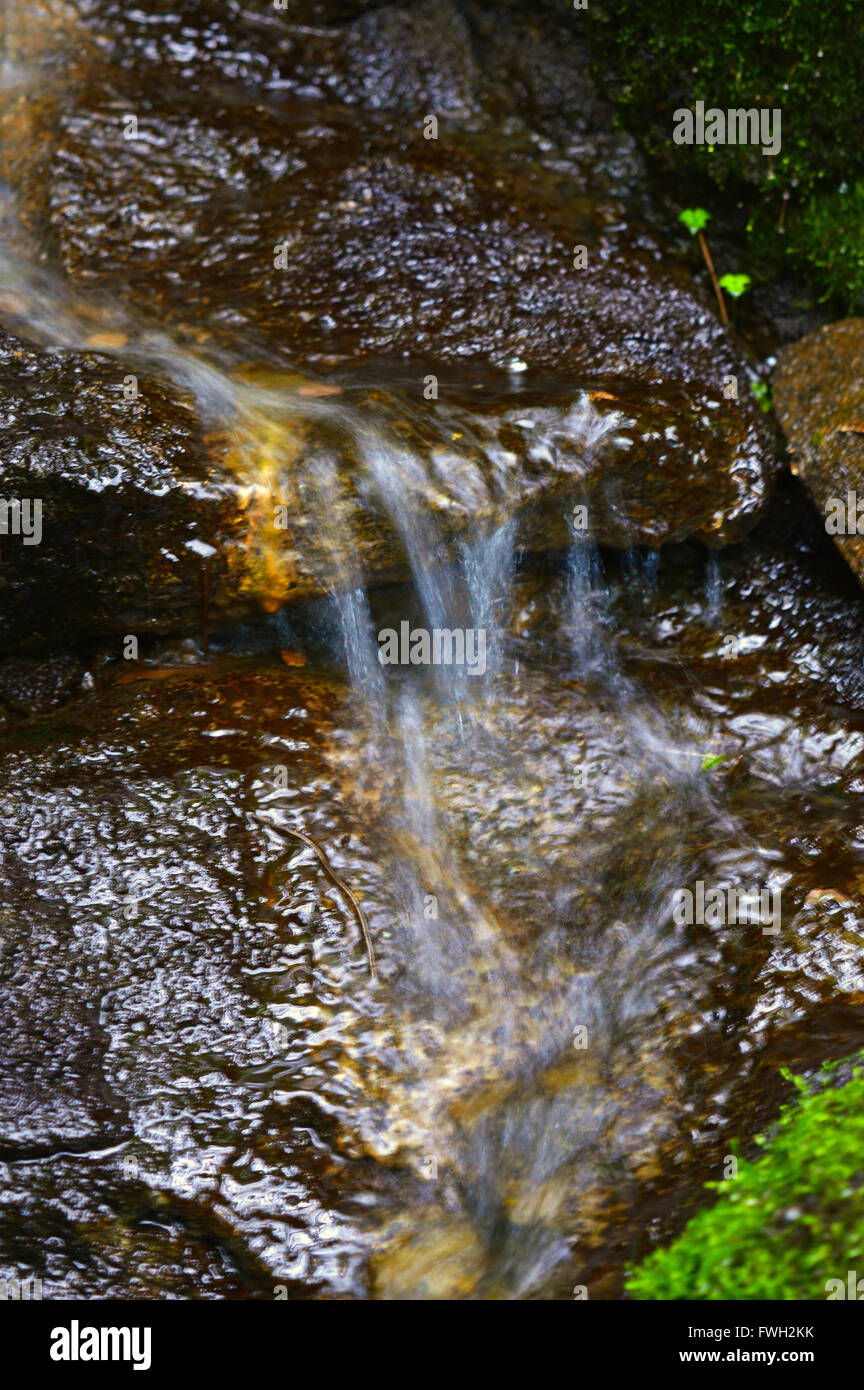 Gold waterfall hi-res stock photography and images - Alamy