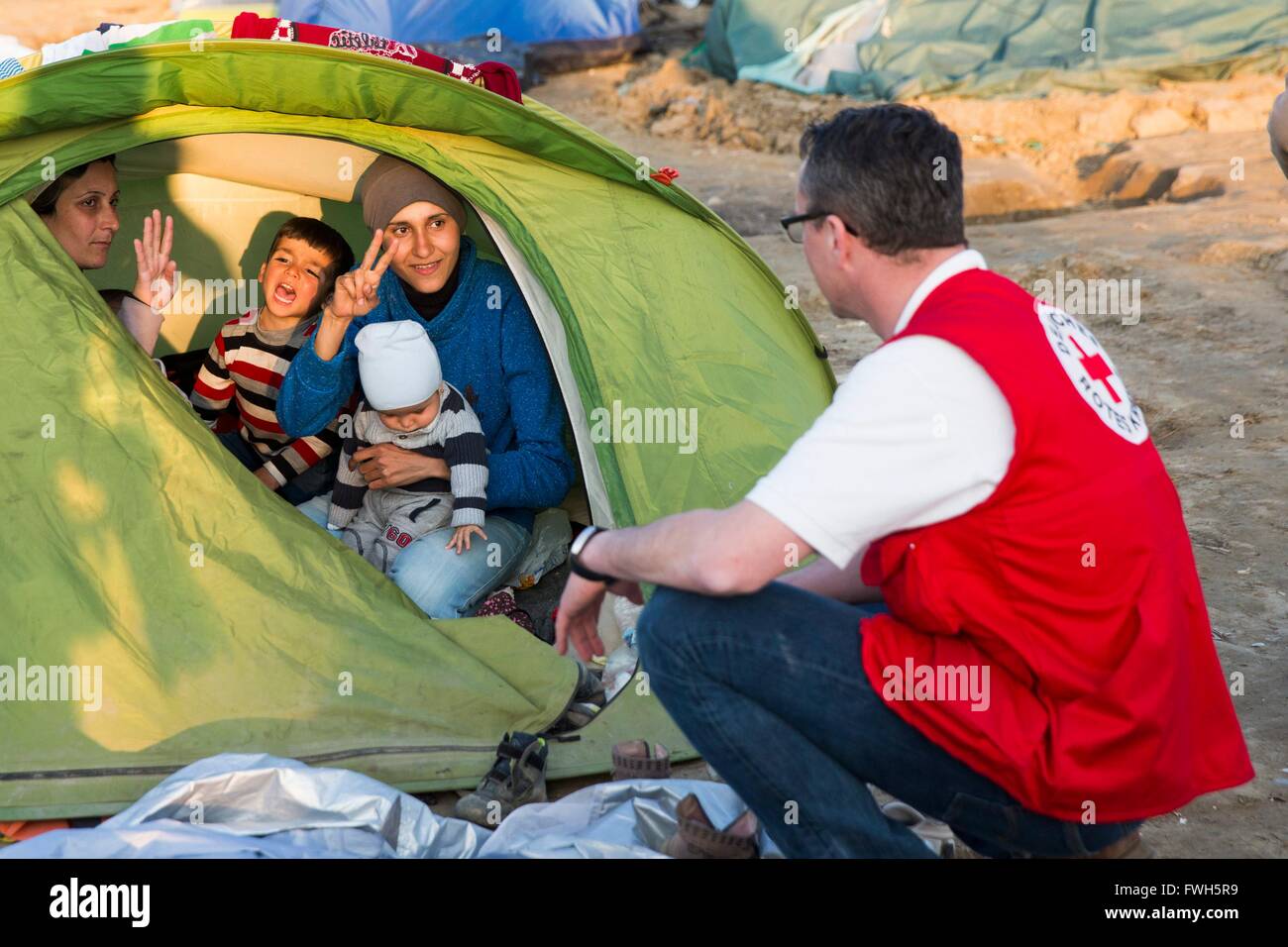 German Red Cross staff inspect the refugee camp 20.3.2016 at Idomeni ...