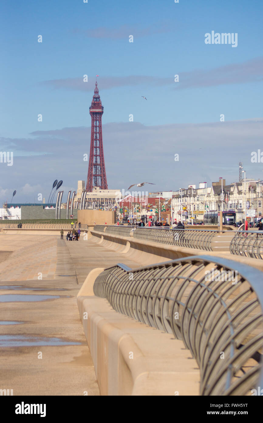 Blackpool tower with scaffolding hi-res stock photography and images ...