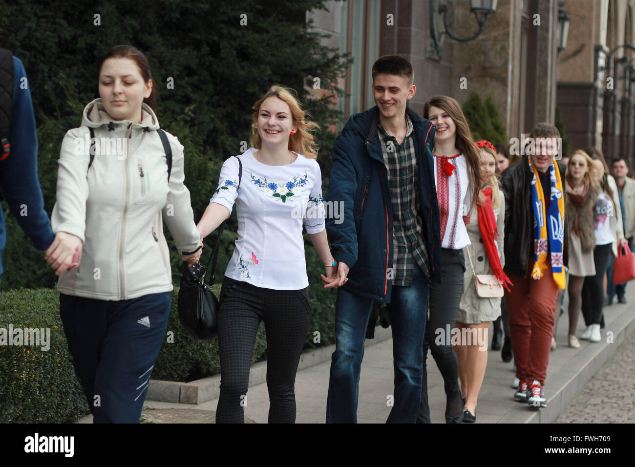 Kiev, Ukraine. 05th Apr, 2016. Ukrainian students form a live chain ...