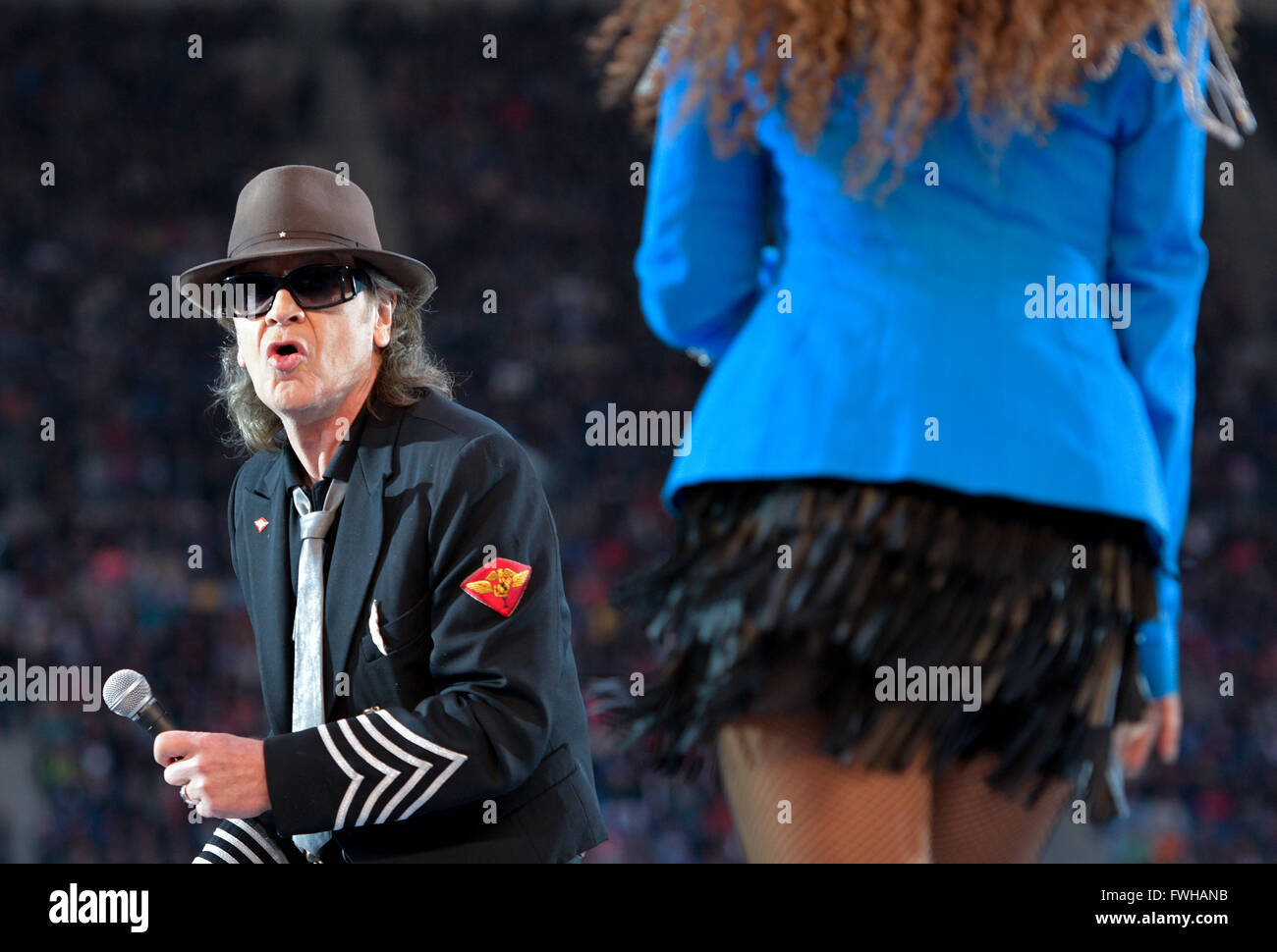 Hamburg, Germany. 11th June, 2016. German singer Udo Lindenberg (L ...