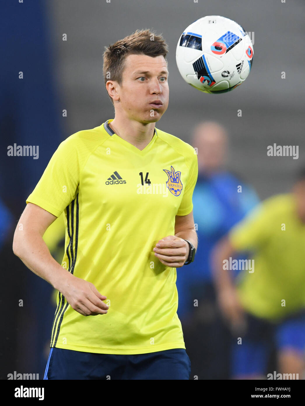 Ruslan Rotan of Ukraine during a training session at Stade Pierre ...