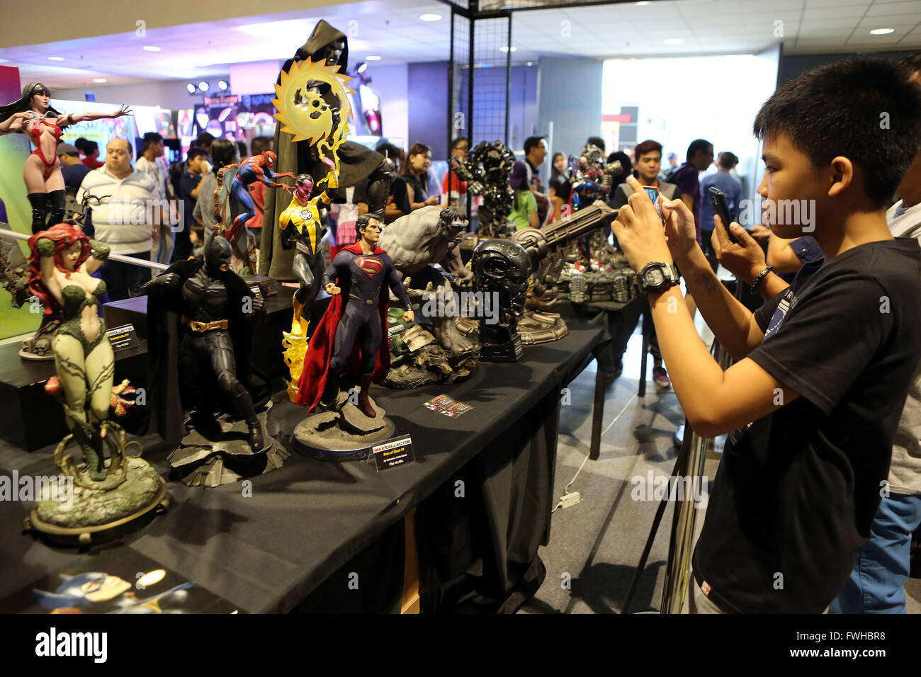 Pasay City, Philippines. 12th June, 2016. Visitors take pictures of ...
