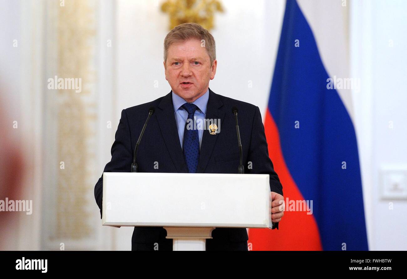 Russian molecular biologist hi-res stock photography and images - Alamy