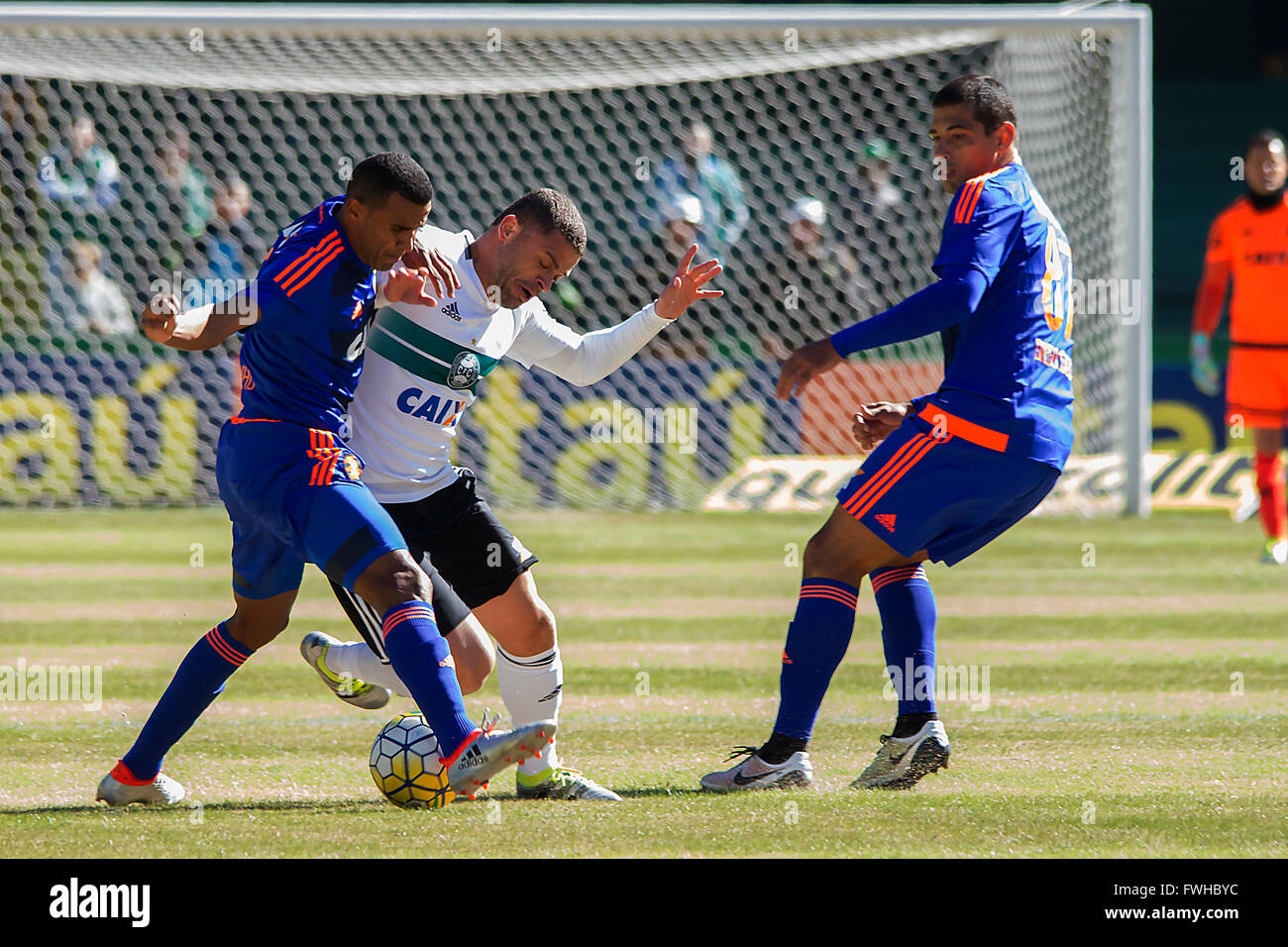 CURITIBA, PR - 12/06/2016: CORITIBA X SPORT - Edinho Volante debut at ...