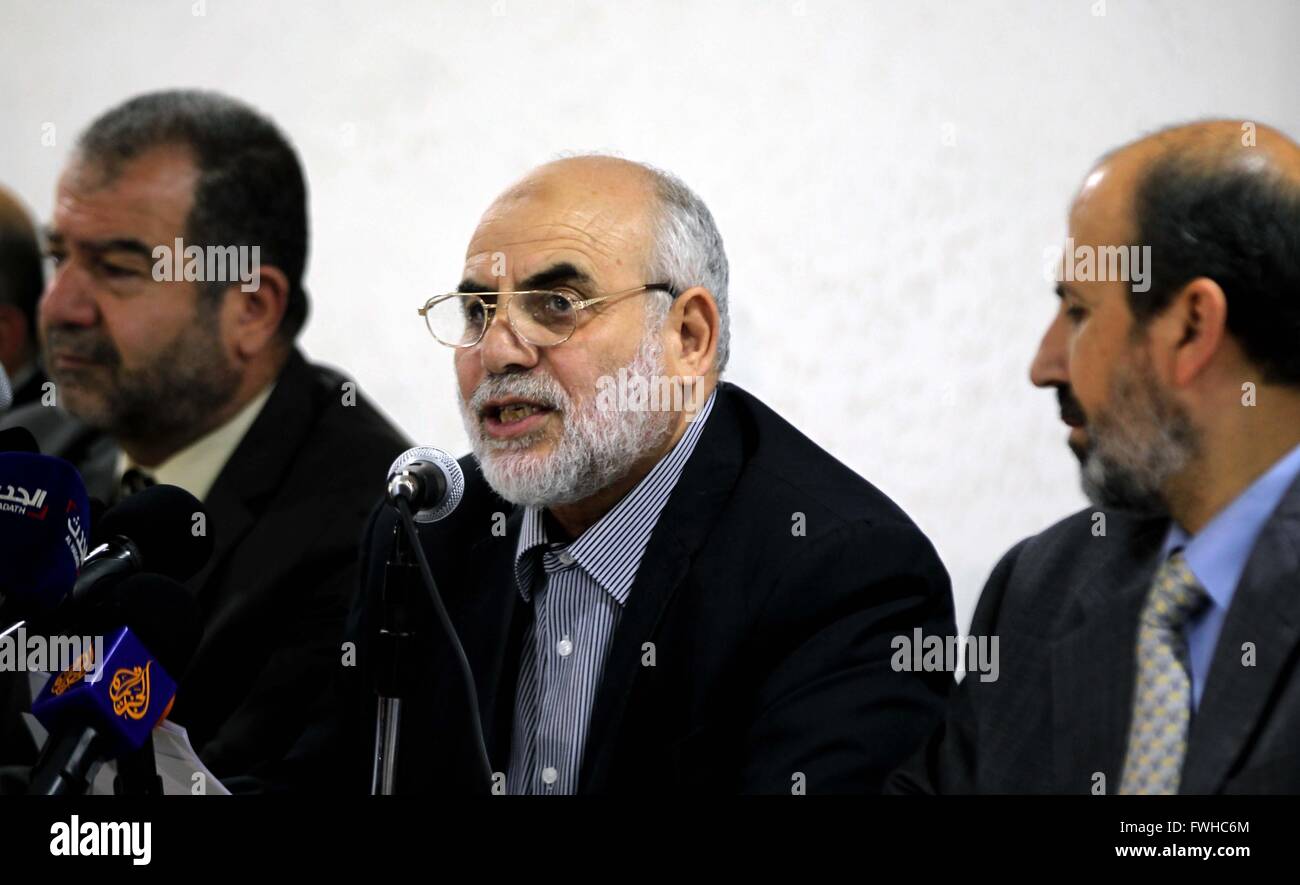 Islamic action hi-res stock photography and images - Alamy