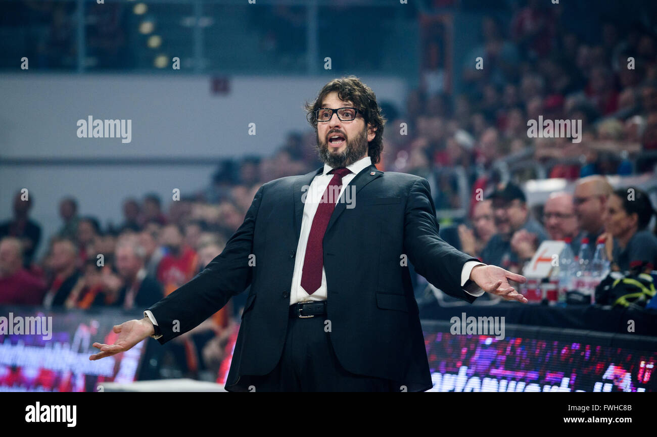 Bamberg, Germany. 12th June, 2016. Bamberg's coach Andrea Trinchieri ...