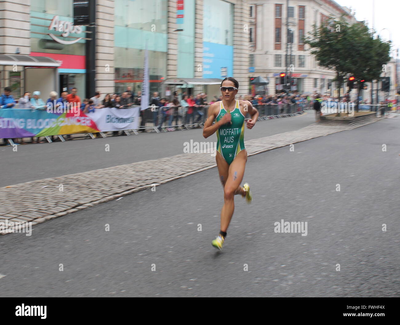 ITU World Triathlon Series - Elite Women - Leeds Stock Photo - Alamy