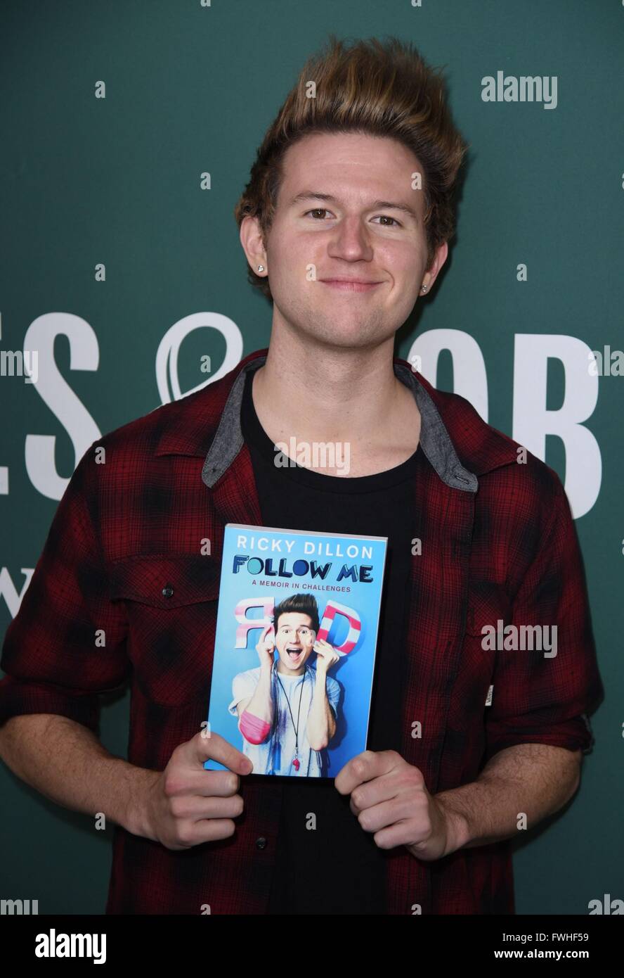 Ricky Dillon