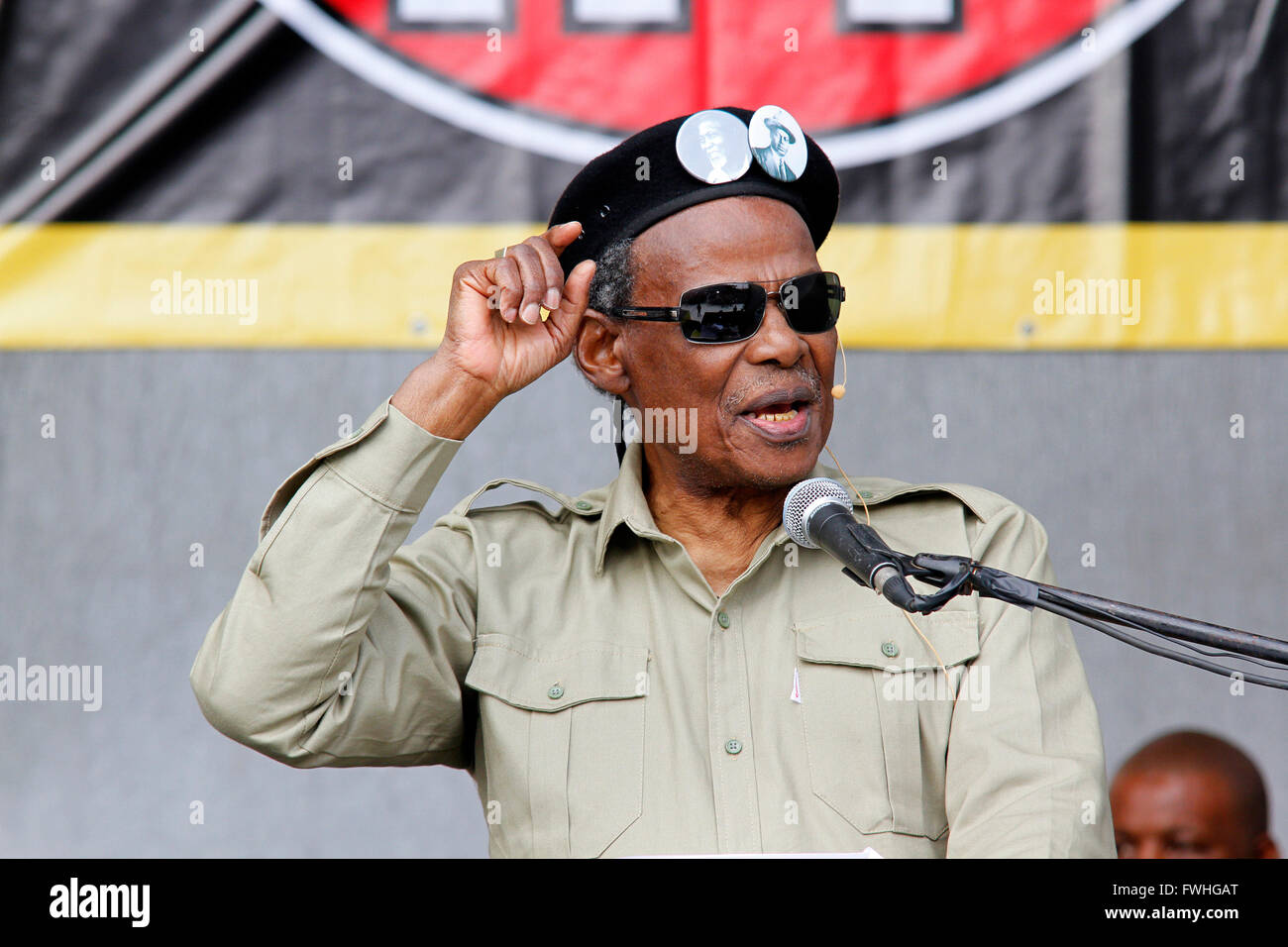 Mangosuthu buthelezi hi-res stock photography and images - Alamy